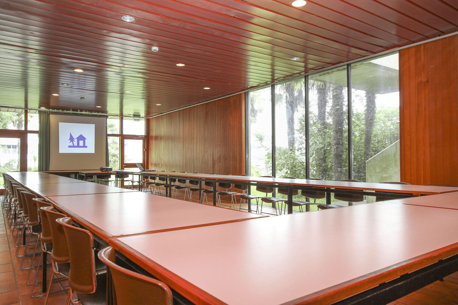 Ostal | Auberge de Brest